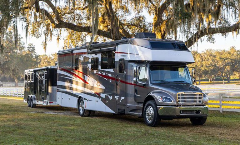 Tiffin Allegro Bay | Freightliner Custom Chassis RV